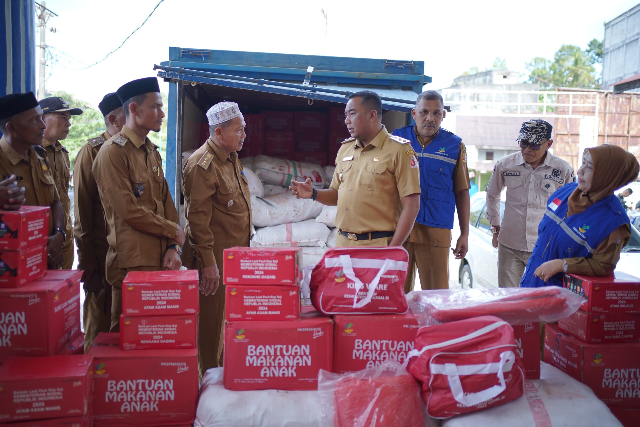 Pemkab Nagan Raya Salurkan Bantuan untuk Masyarakat Terdampak Banjir | DISTORI