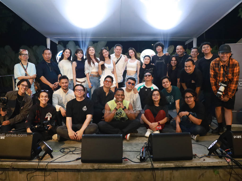 Joanna Andrea dan Methosa Tampil Memikat di Swag Event Blok M | DISTORI